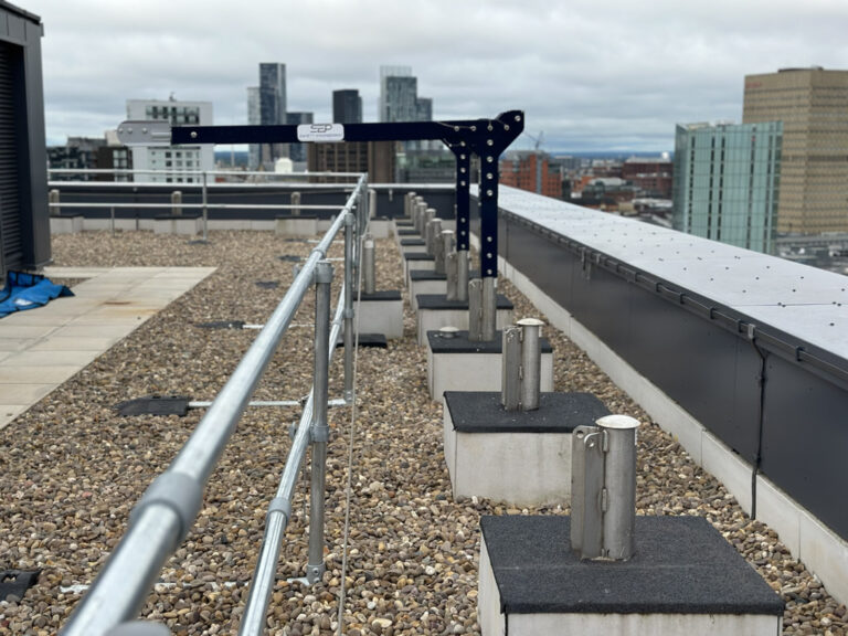 Facade Access & Davit Post - Dash4Safety